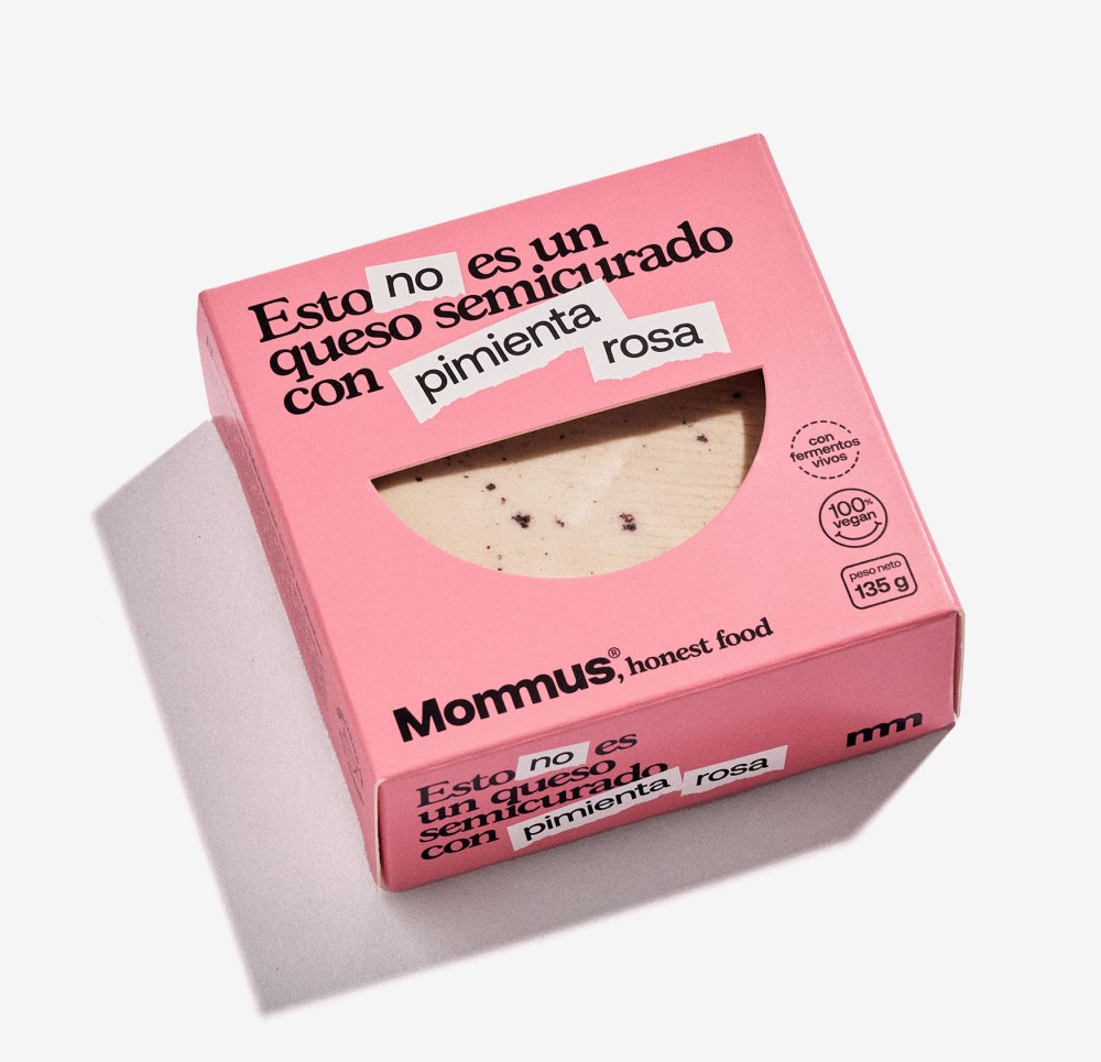 Queso vegano semicurado con pimienta rosa Mommus 135g [705632749456]