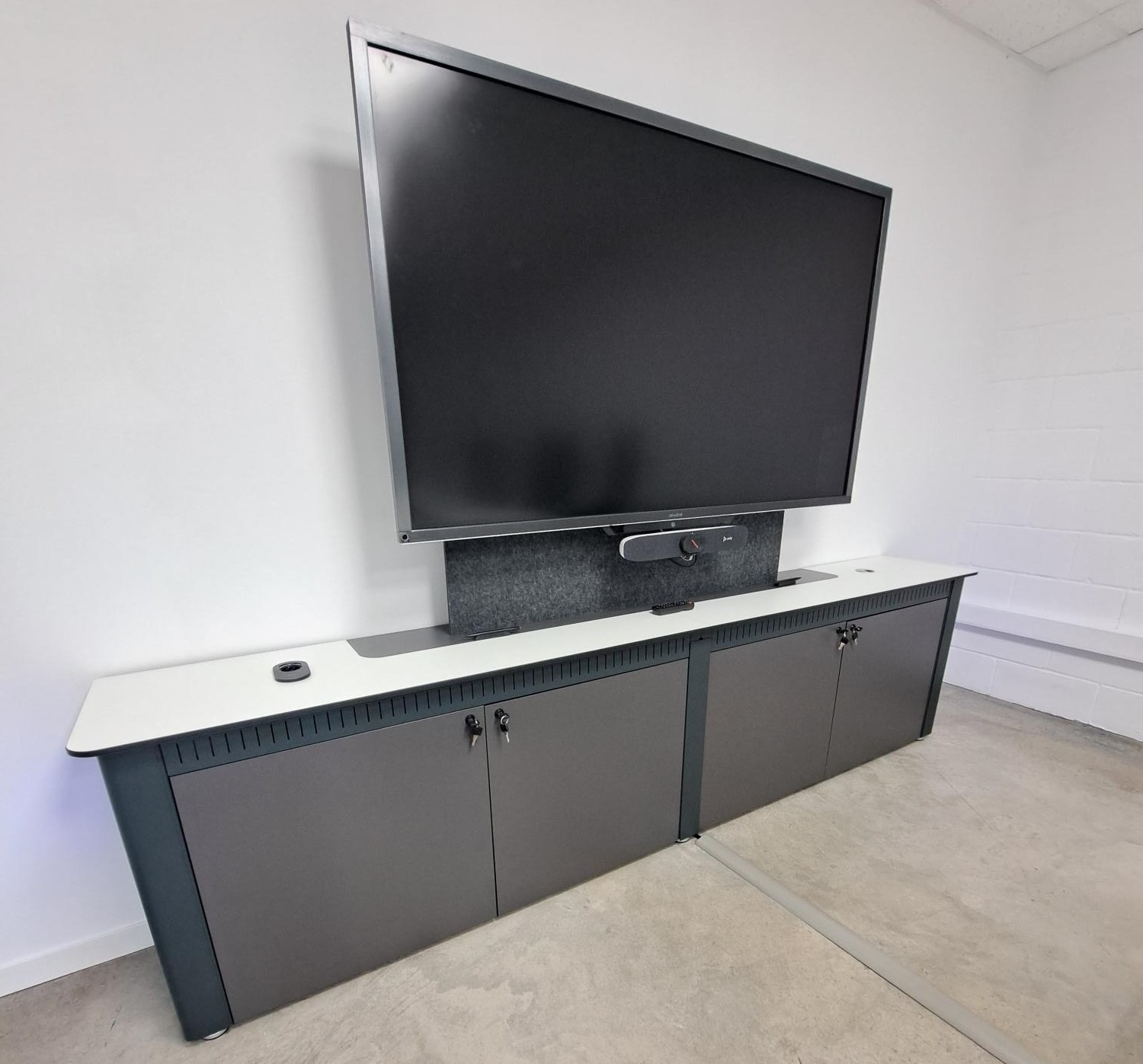 DS Credenza cabinet for Microsoft Teams Rooms : Hybrid meeting room AV ...