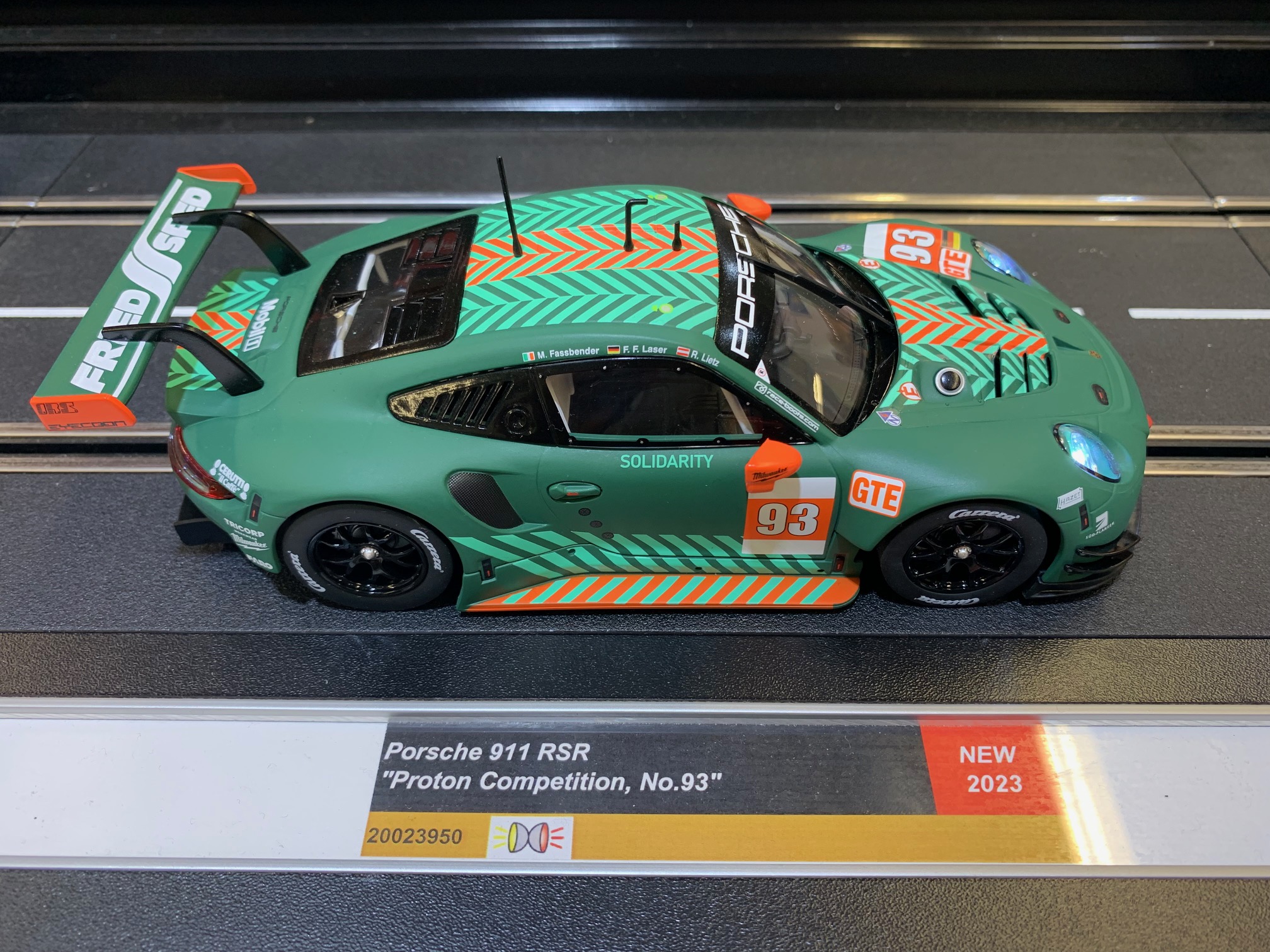 Carrera Digital124 23950 Porsche 911 RSR Proton Competition Nº93 [23950 ...