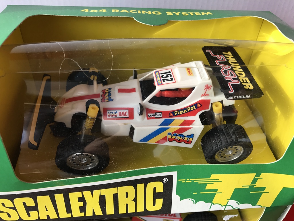 Scalextric 6418 BUGGY TT THUNDER FLASH [6418] - 0,00€ : , Comprar ...